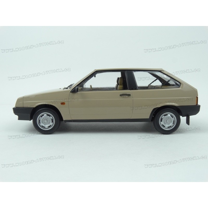 Lada VAZ 2108 Samara 1986 (Brown), Premium Scale Models 1:18
