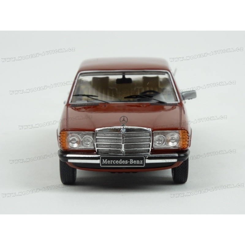 Mercedes Benz (W123) 240 D 1976, IXO Models 1/43 scale